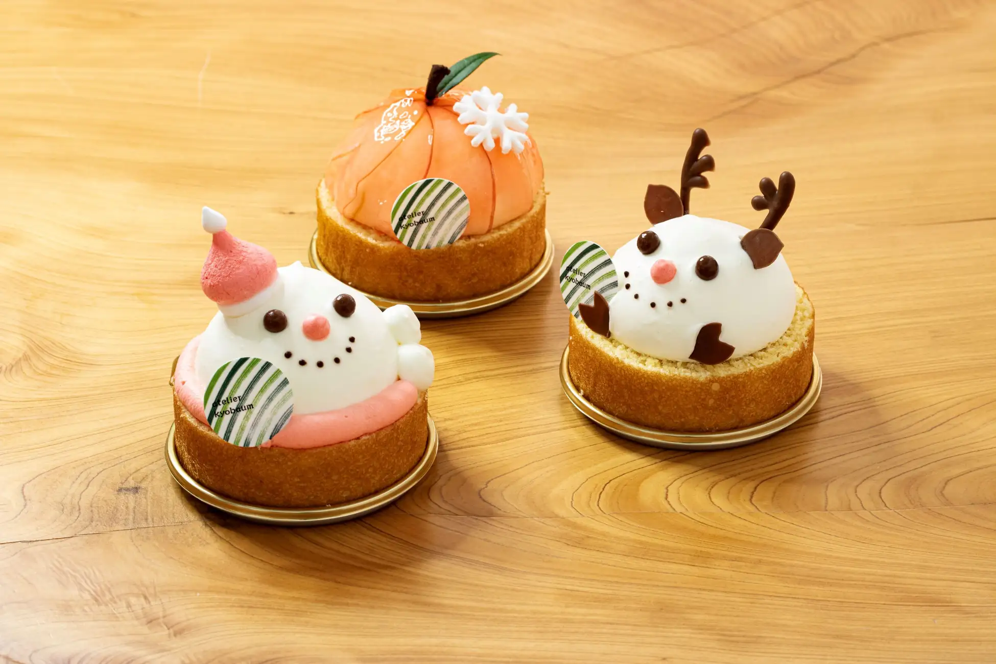 Kyoto based baumkuchen specialist announces adorable Christmas themed cakes