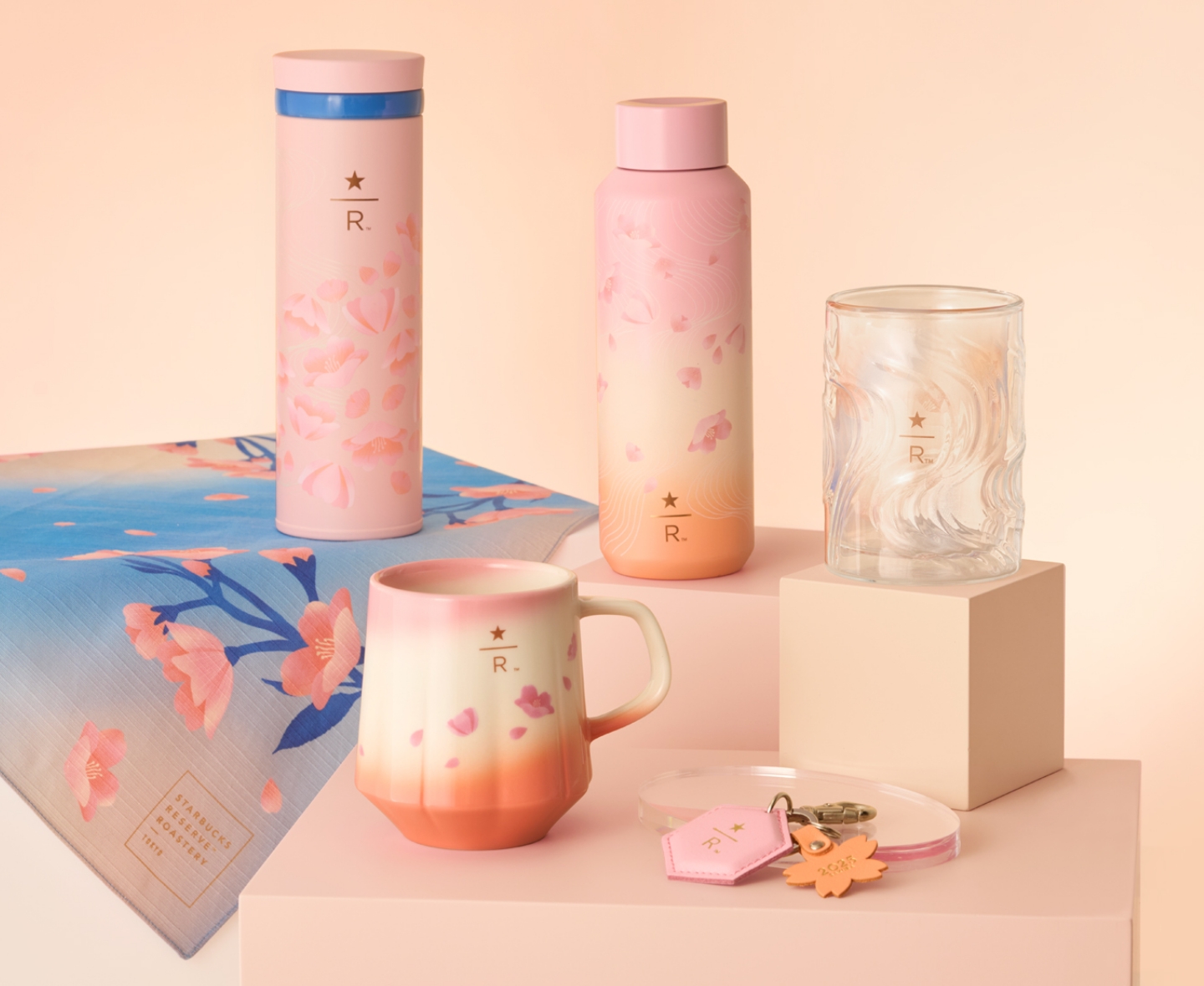 Starbucks Reserve Roastery Tokyo unveils two new 2025 drinkware collections