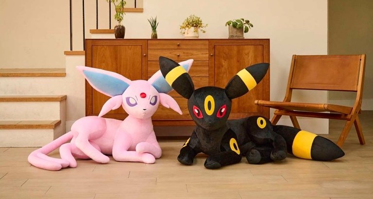 Life-size plushies of Pokémon's Umbreon and Espeon are now on sale