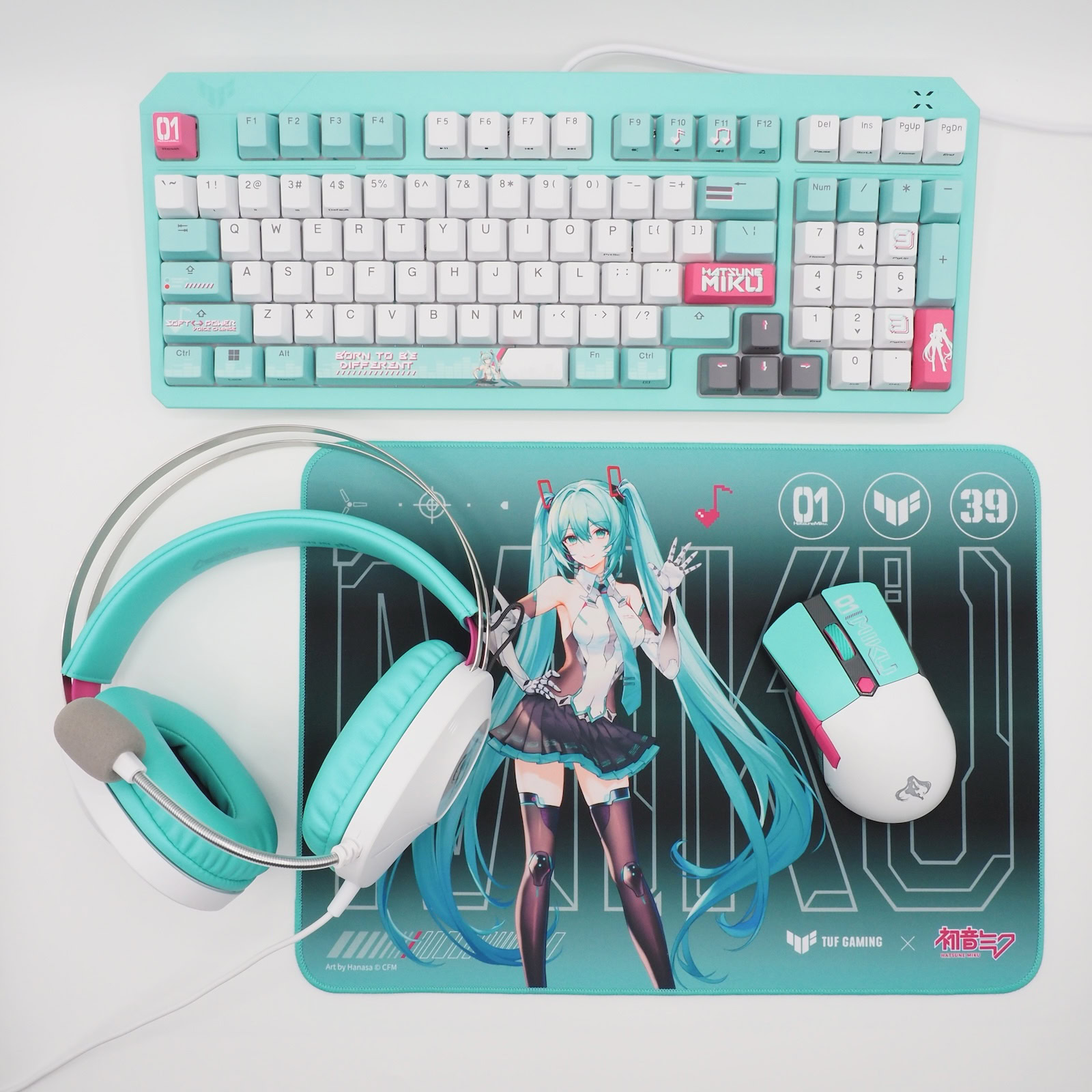 ASUS offers best look yet at their new Hatsune Miku themed gaming range