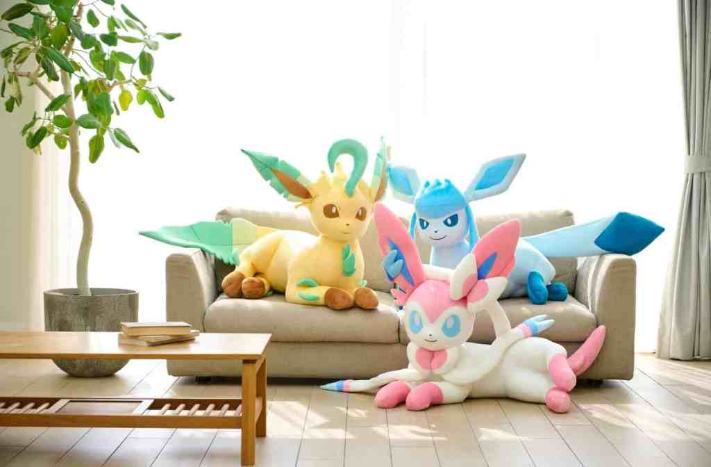 Final three life-size Eeveelutions plushies are now on sale