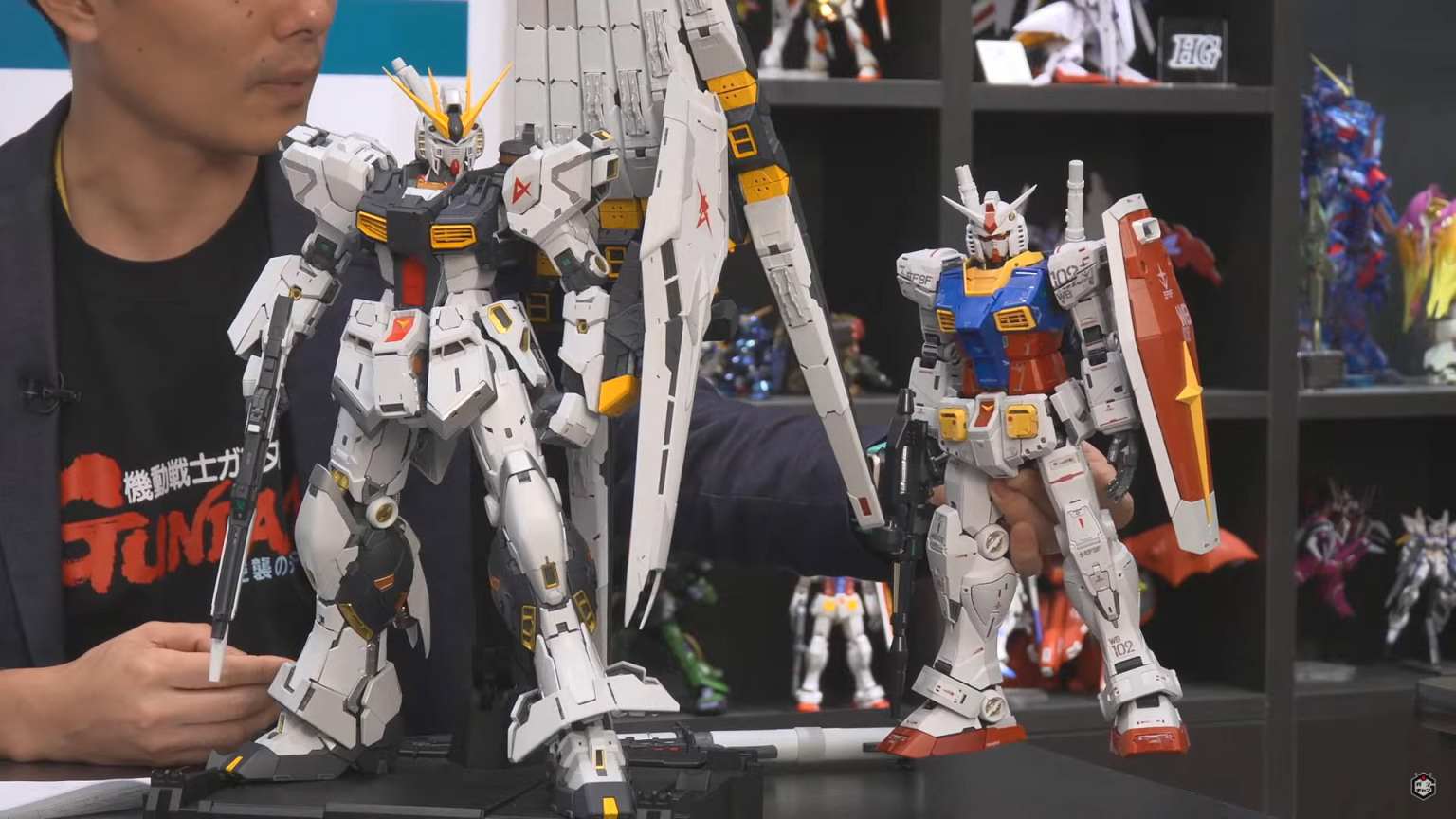 New images of the huge new PG UNLEASHED 1/60 ν/Nu Gundam revealed by BANDAI
