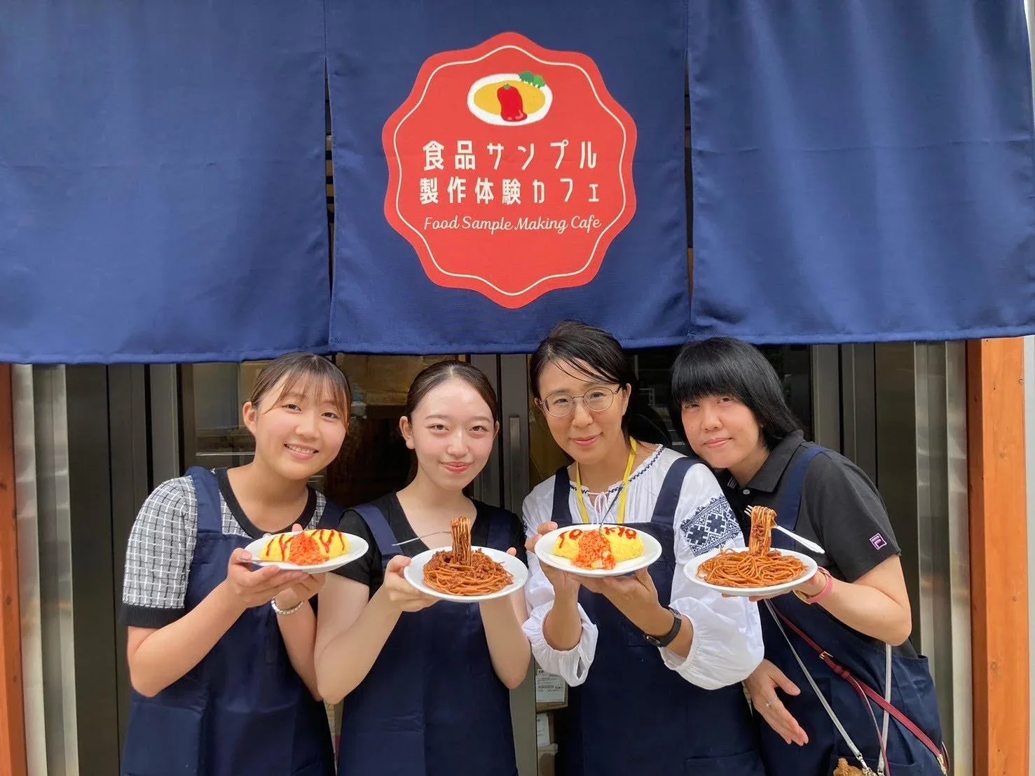 Food Sample Making Cafe in Asakusa: Experience the Art of Japanese Cuisine!