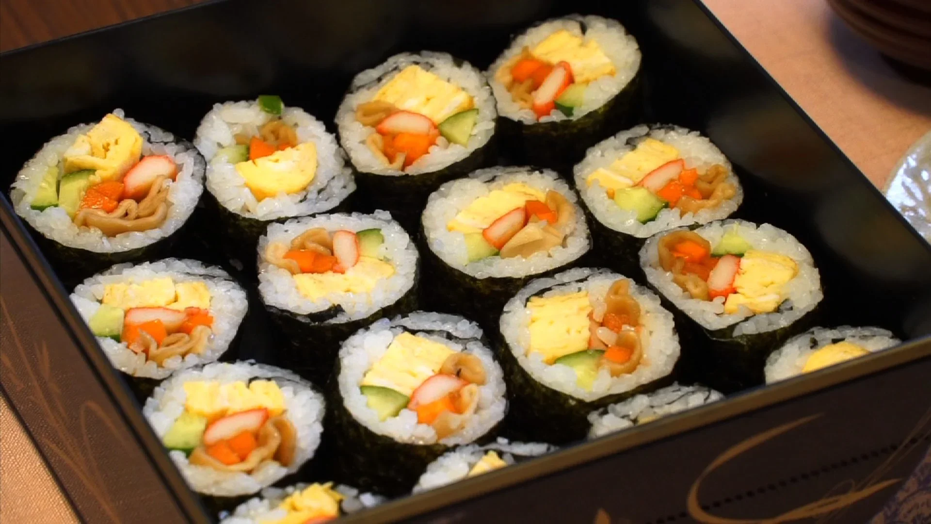 Sushi Rolling Experience in Tokyo: Learn to Make Delicious Japanese Rolls