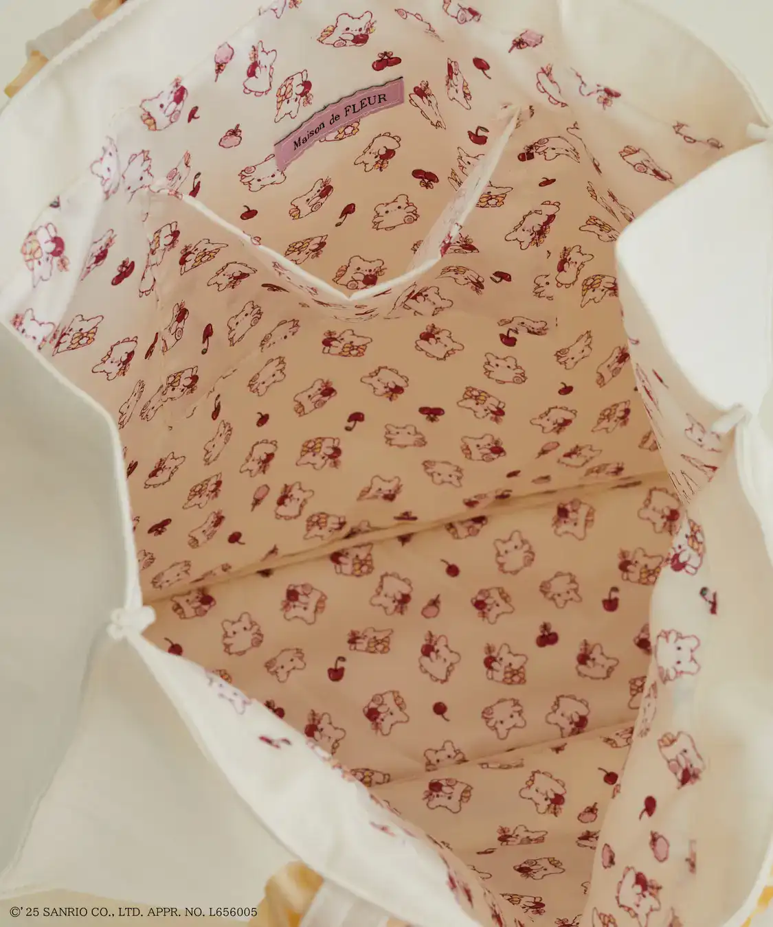 Sanrio's adorable fluffy ghost Hanamaruobake gets new fashion ...